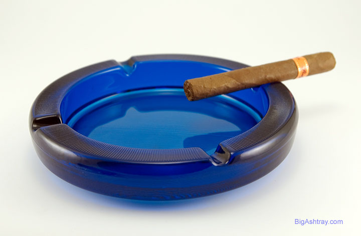 Set of Beautiful Royal Blue Vintage Glass Ashtrays - Big Ashtray